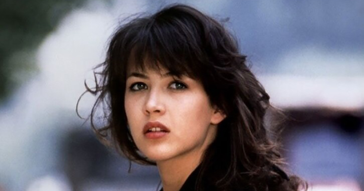 Comment se présente la fille de Sophie Marceau, qu'elle a cachée au ...