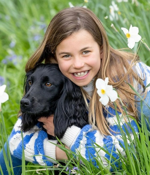 Elle Ressemble Tellement à Sa Grand Mère Le Nouveau Portrait De La